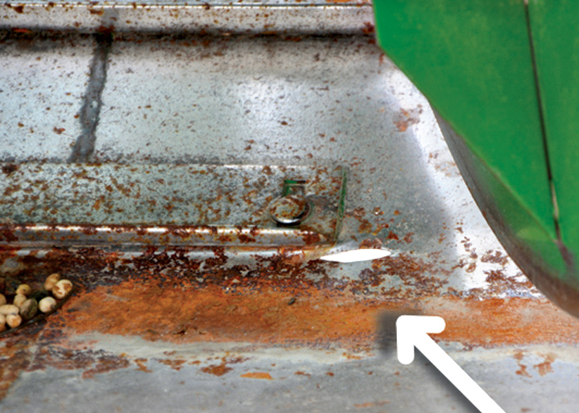 4 Ways to Deal With Grain Dribbles | AgWeb