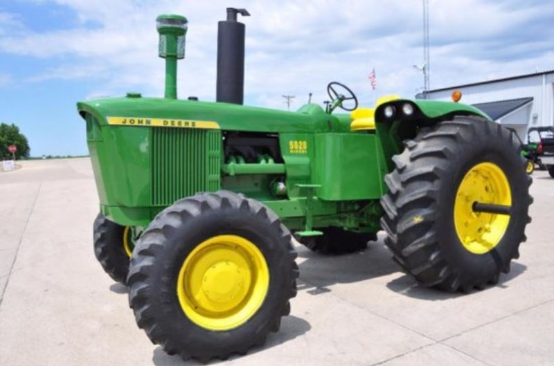1969 John Deere 5020 Tractor Sold For 3rd Highest Price Ever | AgWeb
