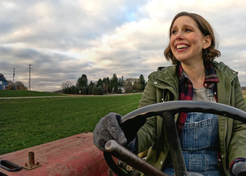 New York Farm Hosts Vanessa Bayer for ‘Dairy Diaries’ | Dairy Herd