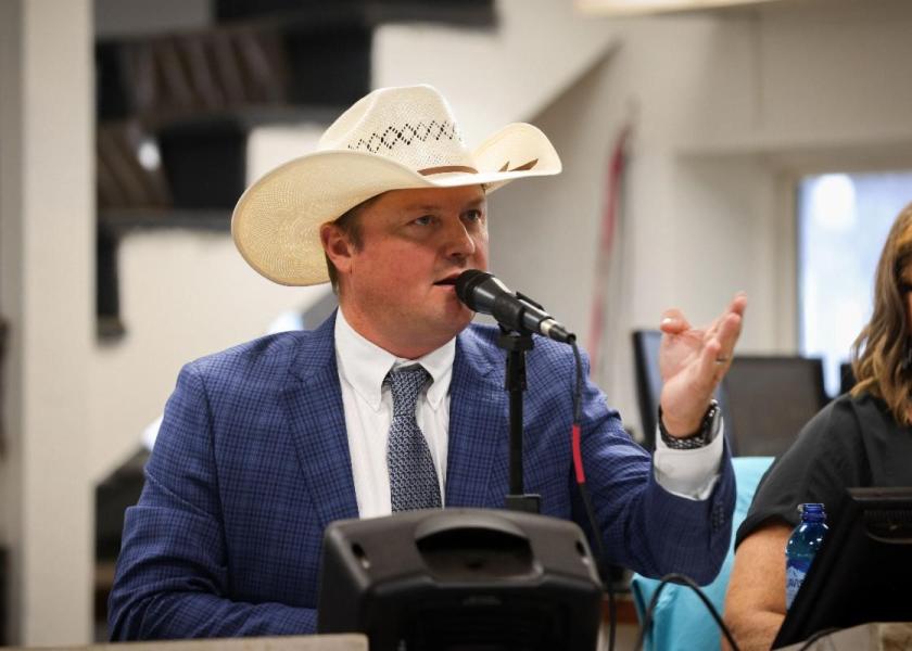 Wade Leist Wins World Livestock Auctioneer Championship | Drovers